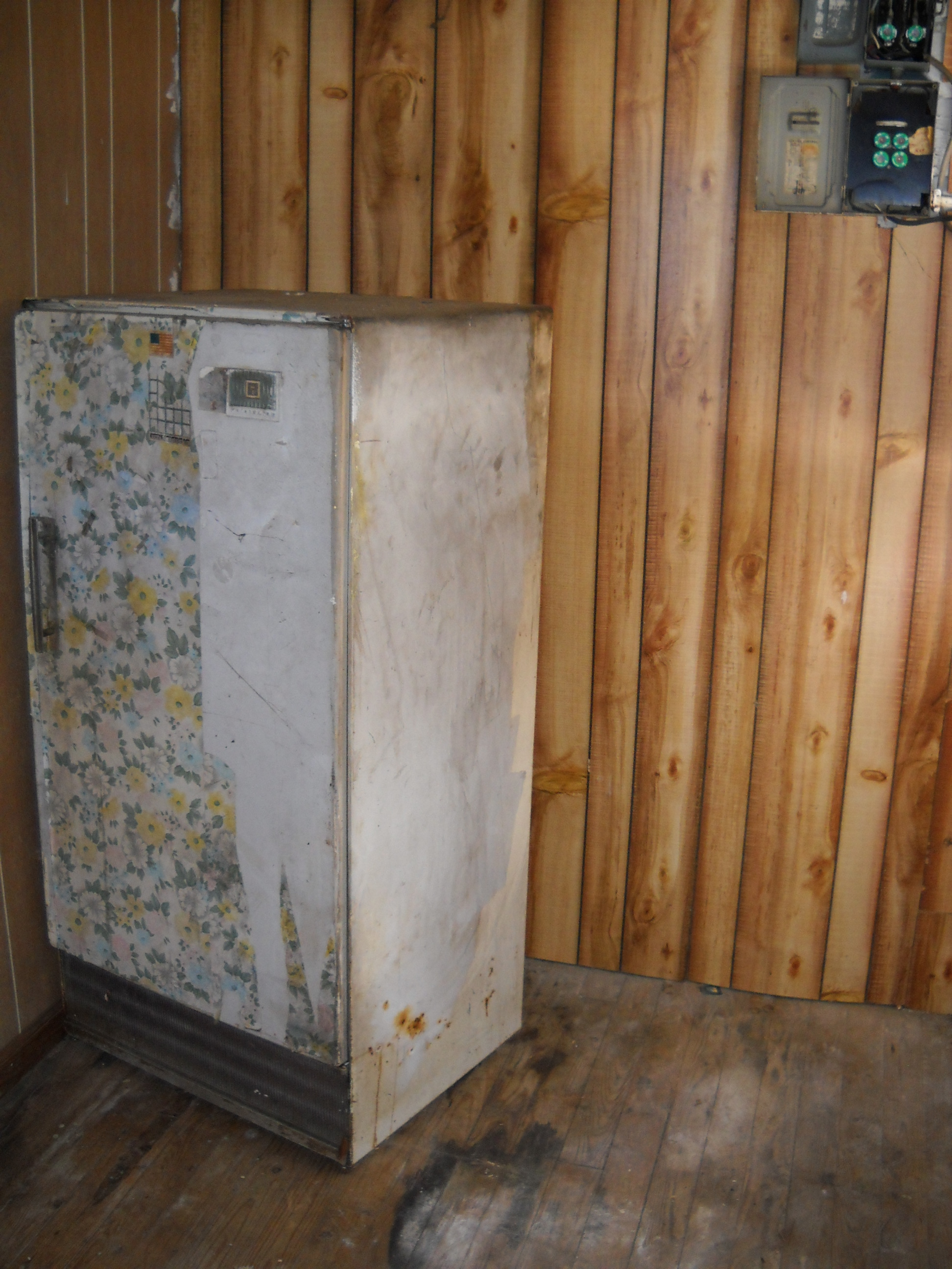 Inside a 1910 Farmhouse | Inkspeare